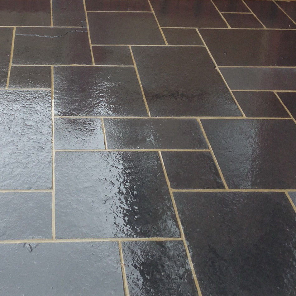 Black Limestone, Midnight slabs