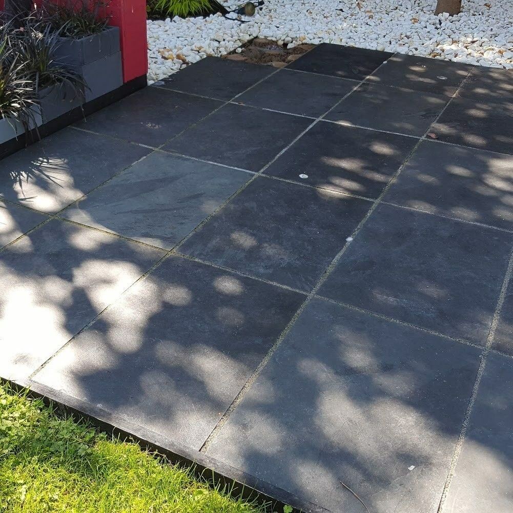 Black Slate Paving Sabs 600 x 300
